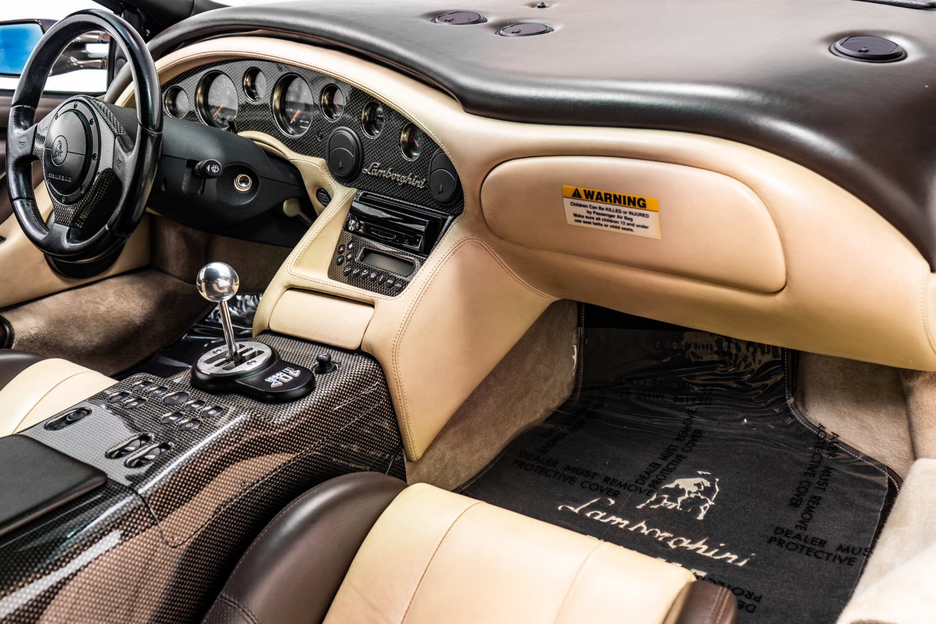 2001 Lamborghini Diablo Interior