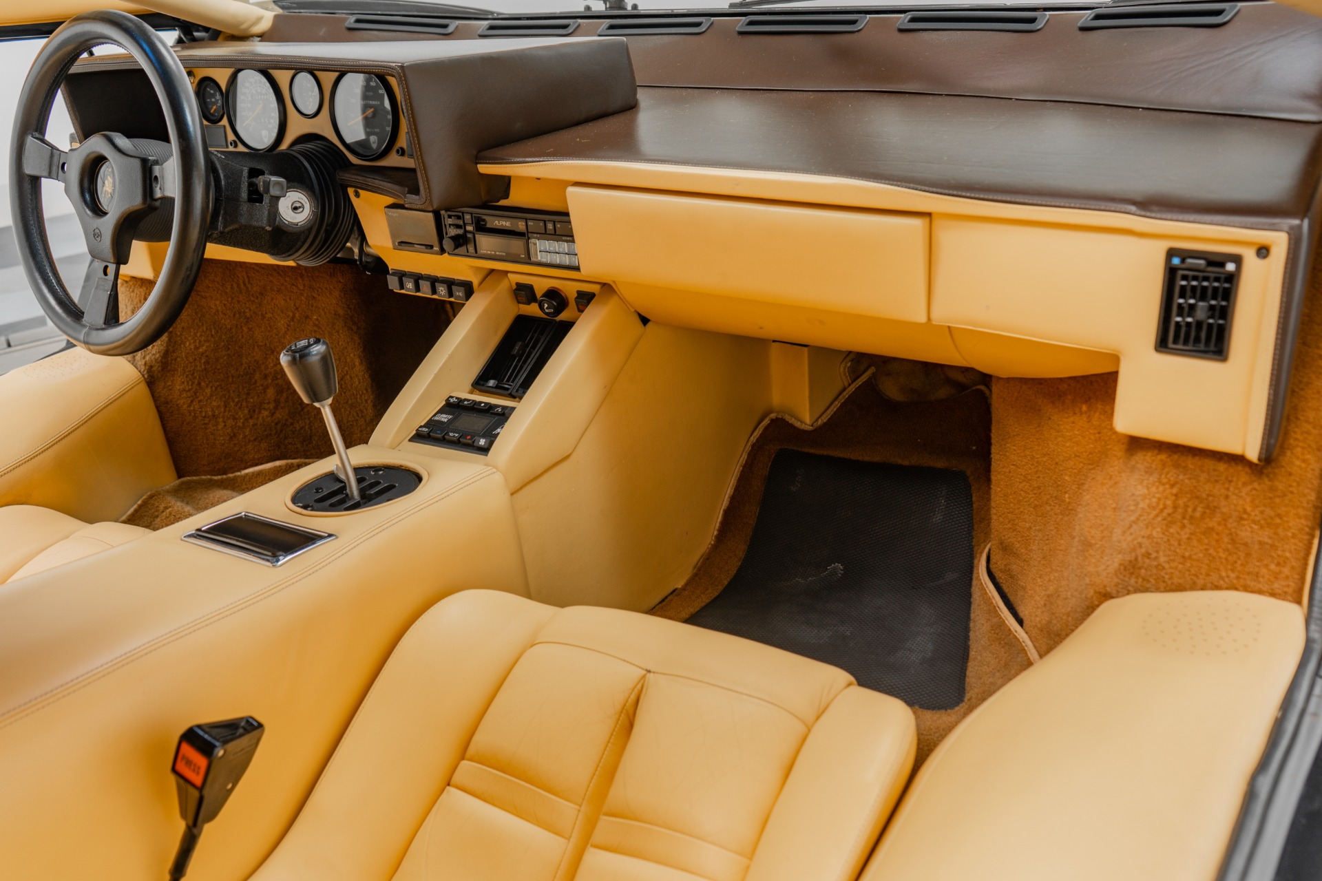 1990 Lamborghini Countach Interior
