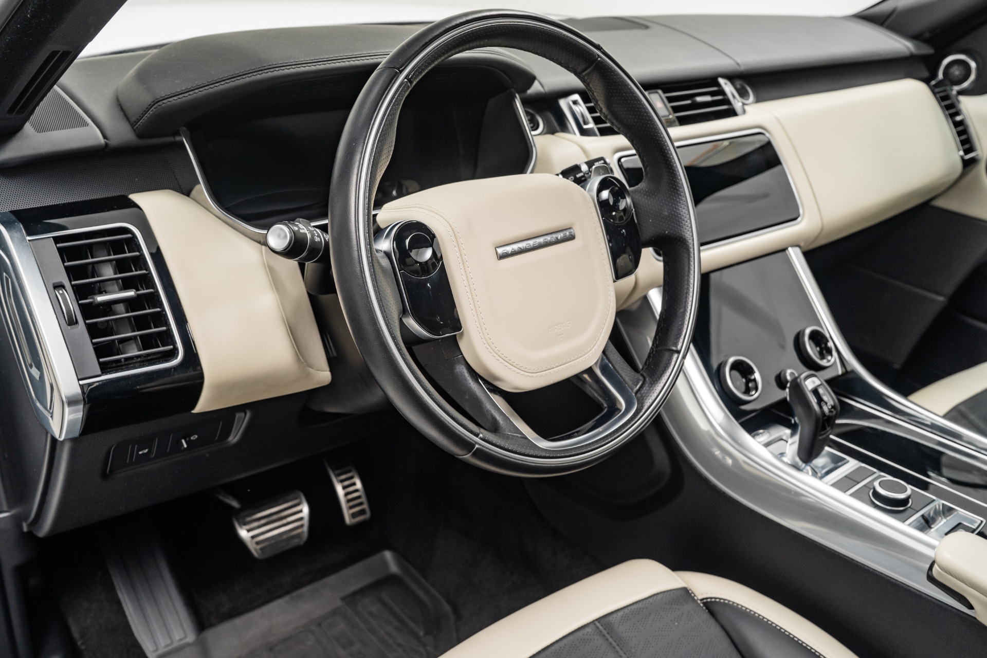 2022 Range Rover Sport Tan Interior