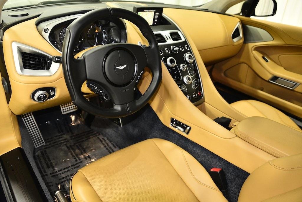 Gay Aston Martin Vanquish