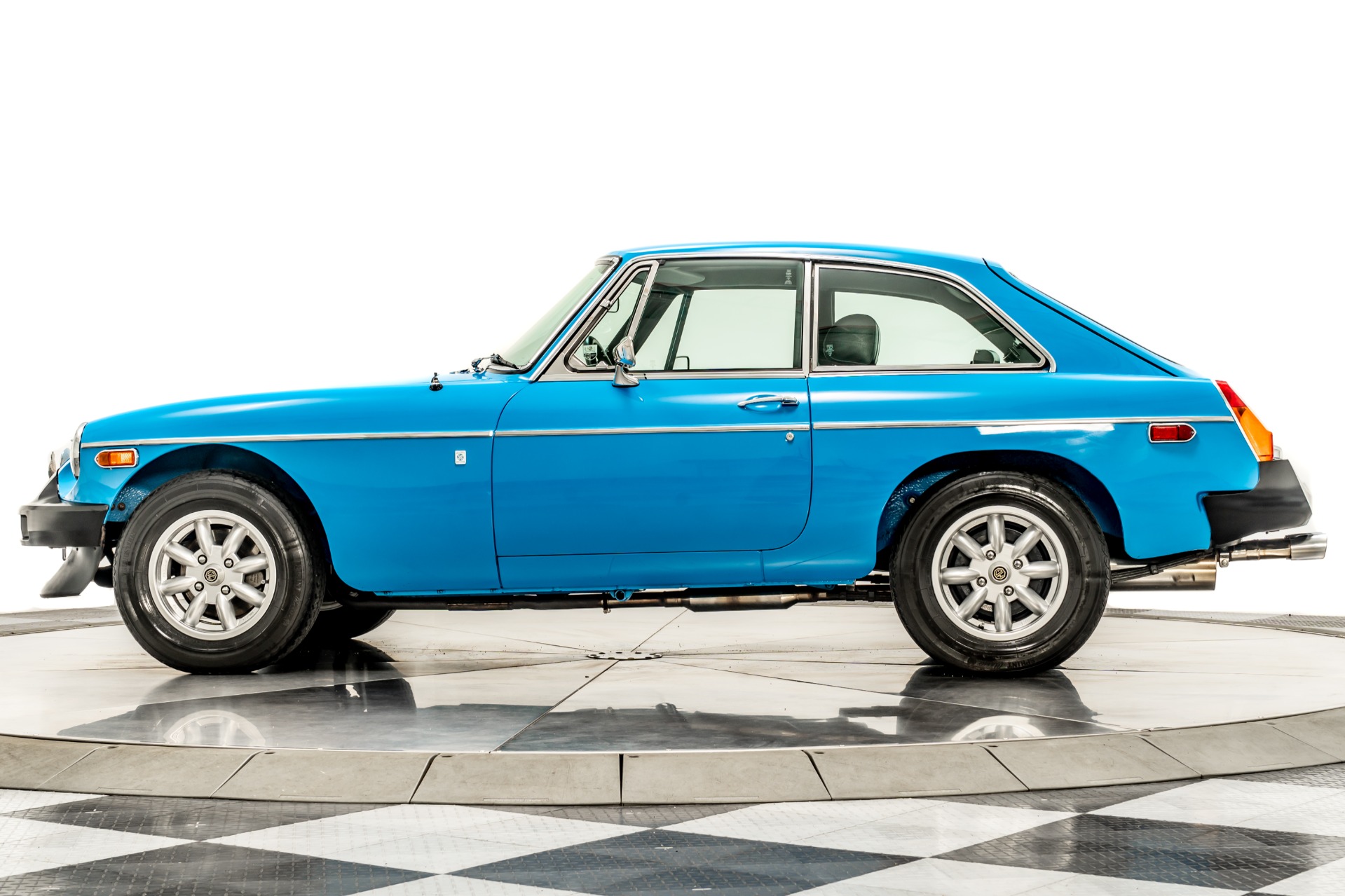 1974 Mg Mgb Mbggt Original Color Sales Brochure Mg Mgb Sales