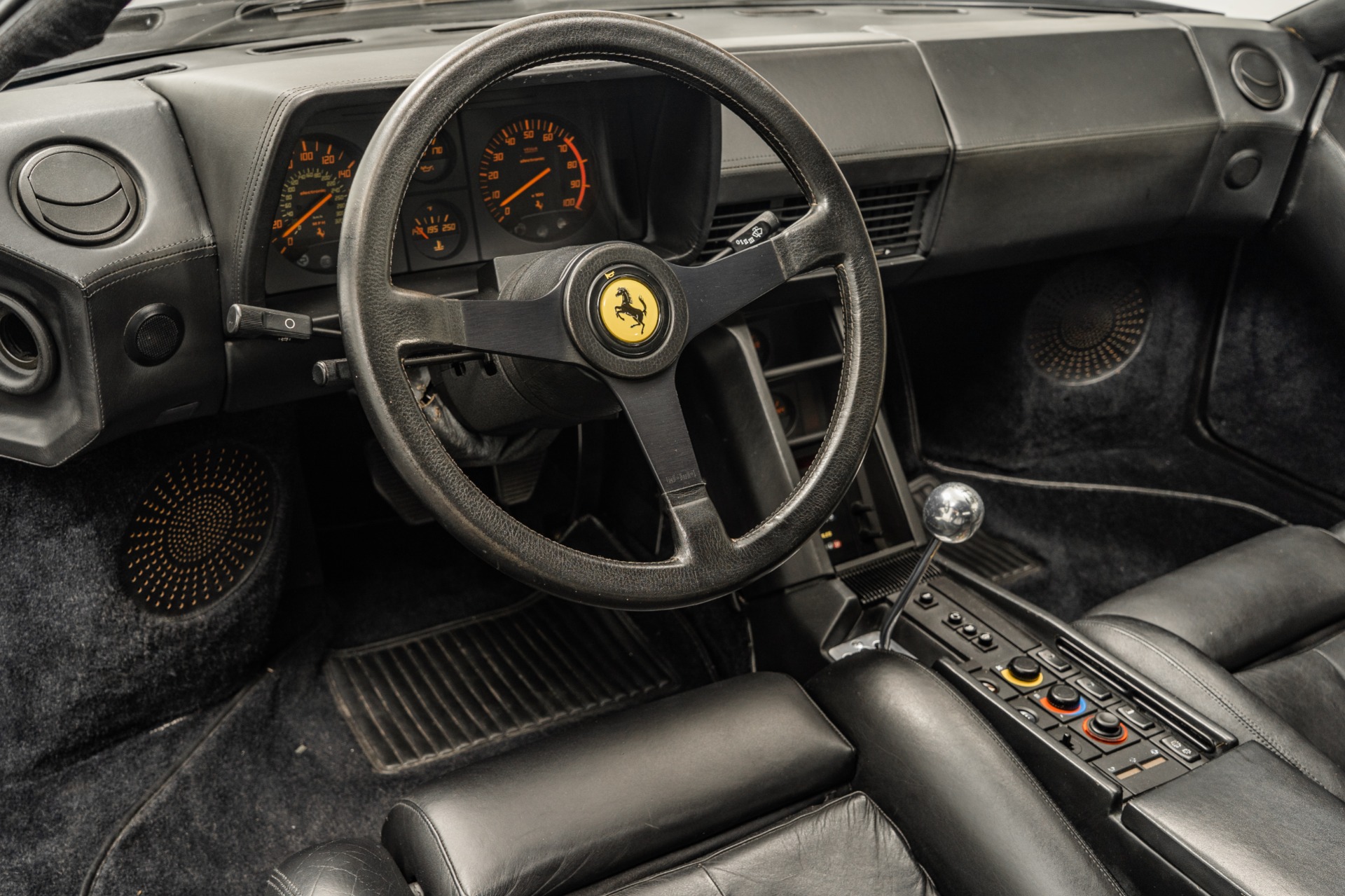 Ferrari Testarossa Interior