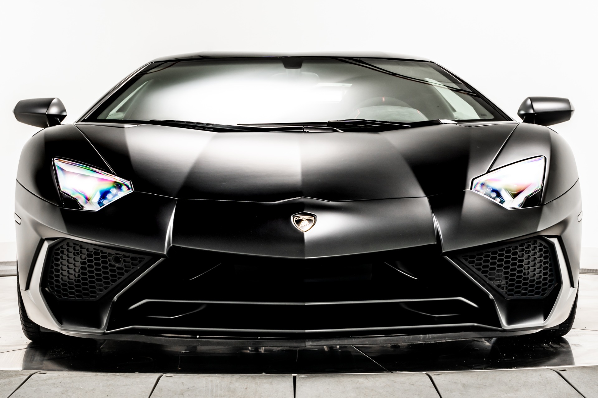 Interior Del Lamborghini Aventador En Color Negro