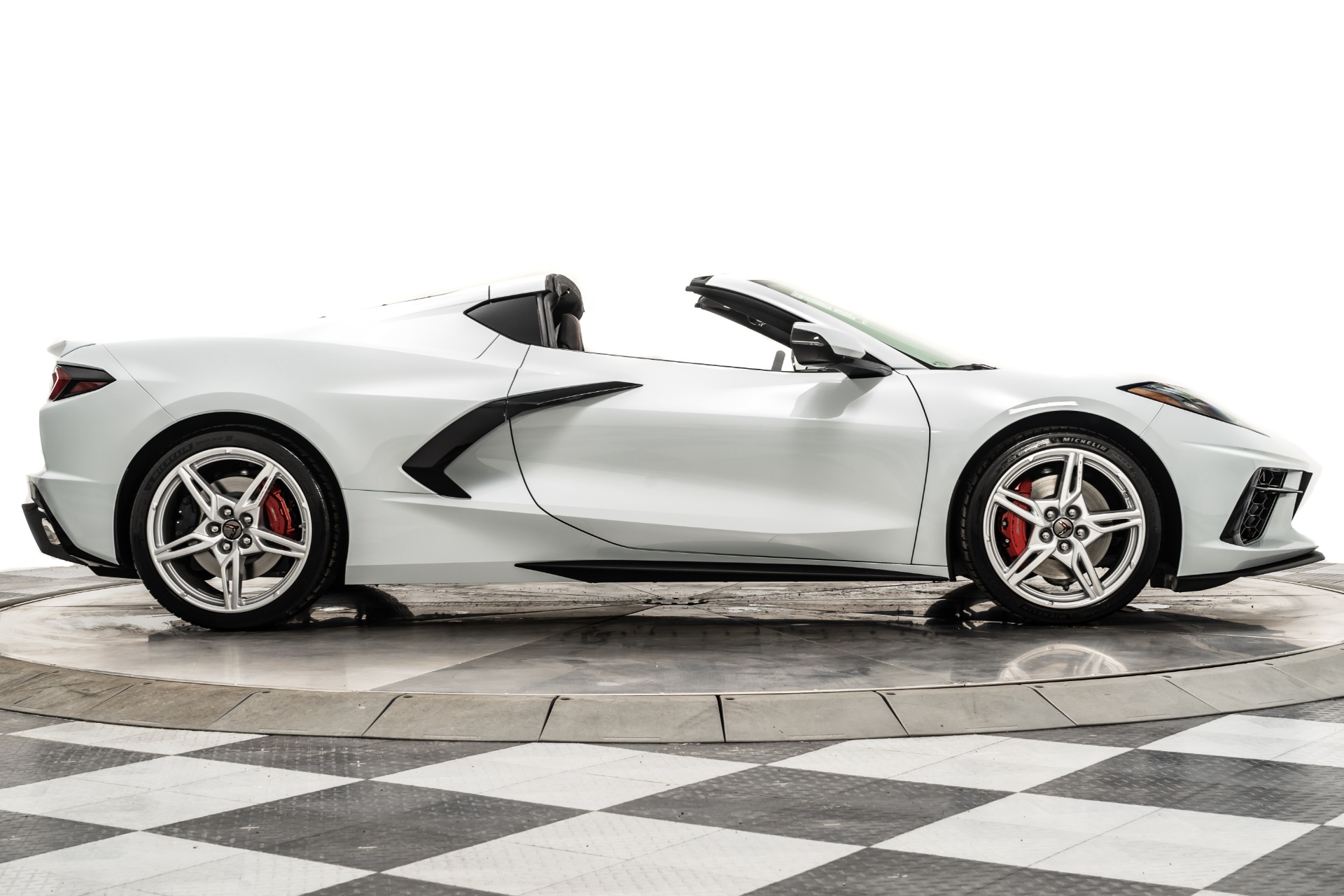 2022 Corvette Stingray Convertible Silver