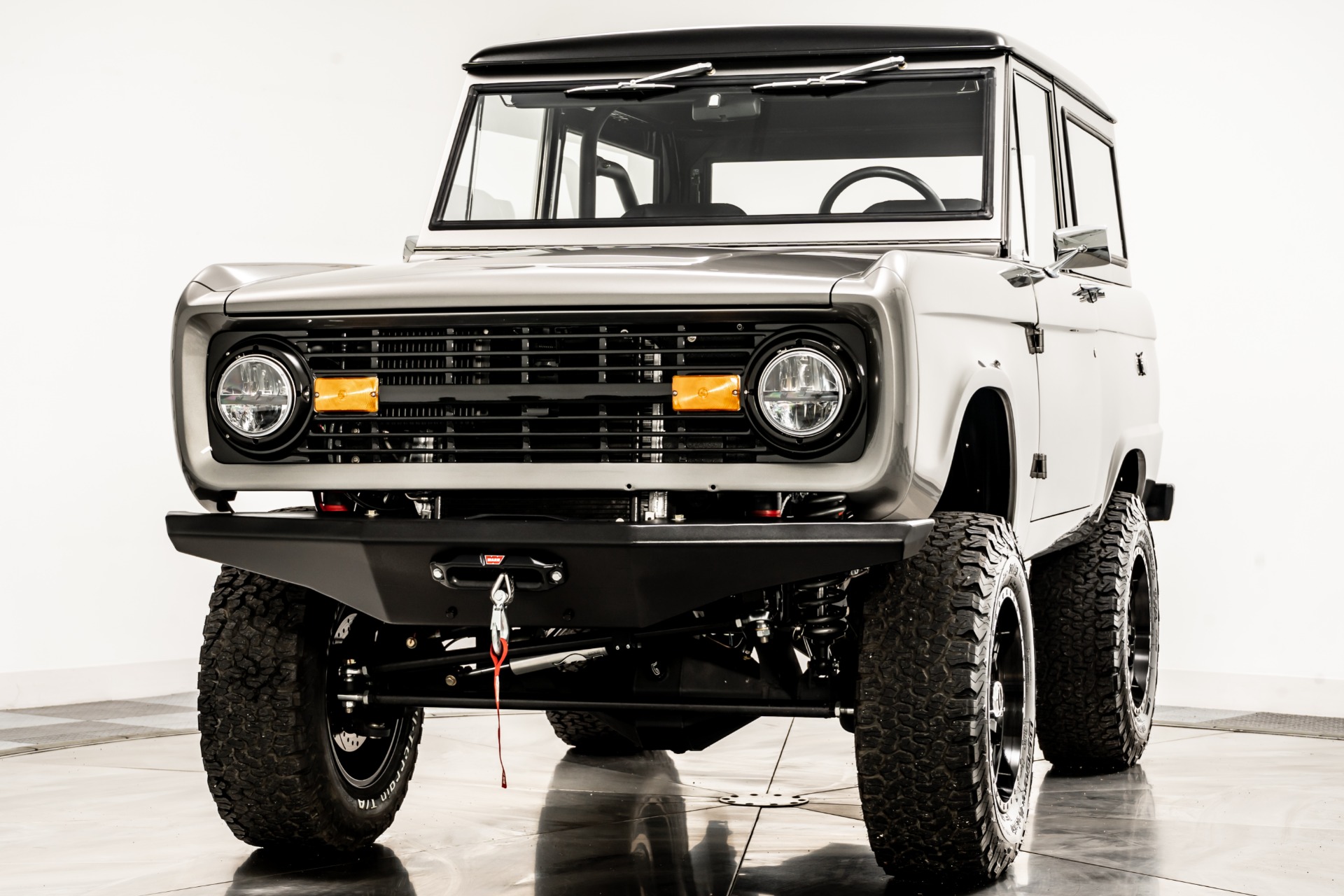 Ford Bronco 1972 1972 3 Speed Bronco | Custom Classic Ford Bronco