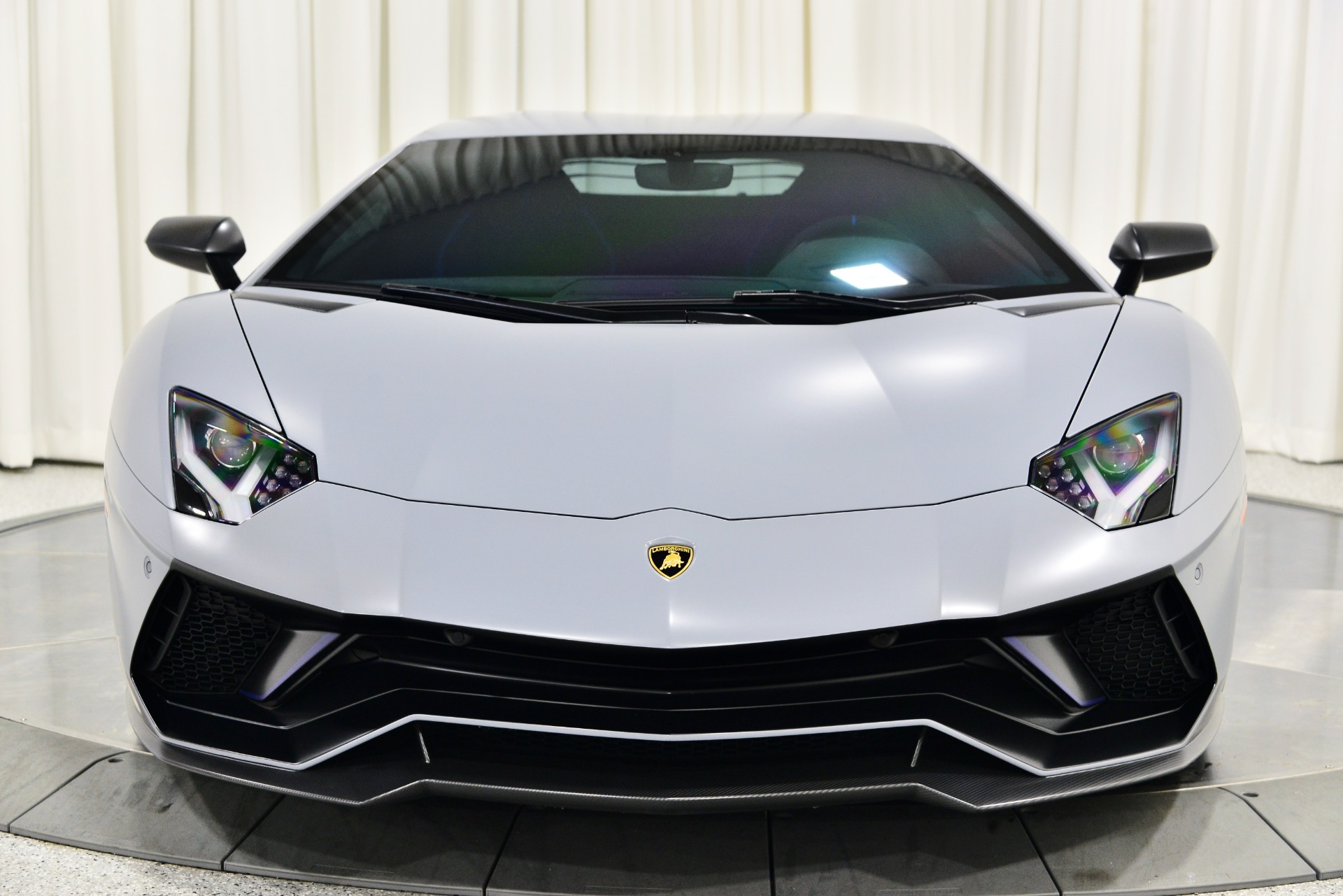 Lamborghini 2022 Aventador White