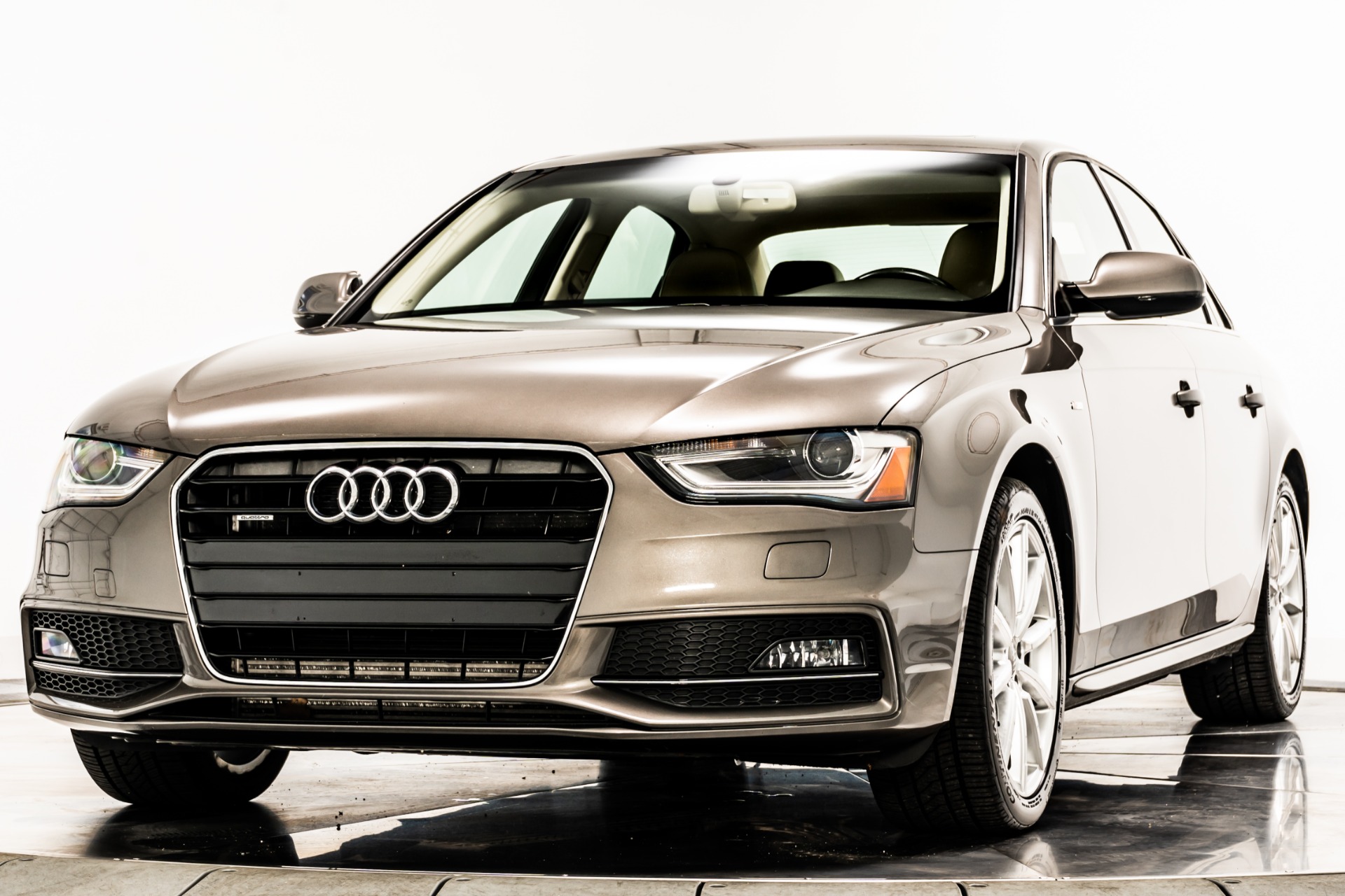 Audi A4 2005 Maroon