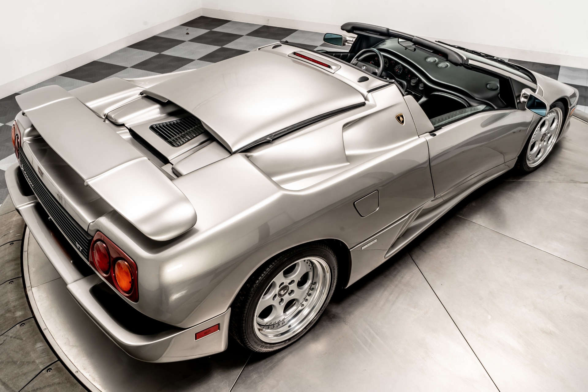 2022 Lamborghini Diablo Vt Roadster