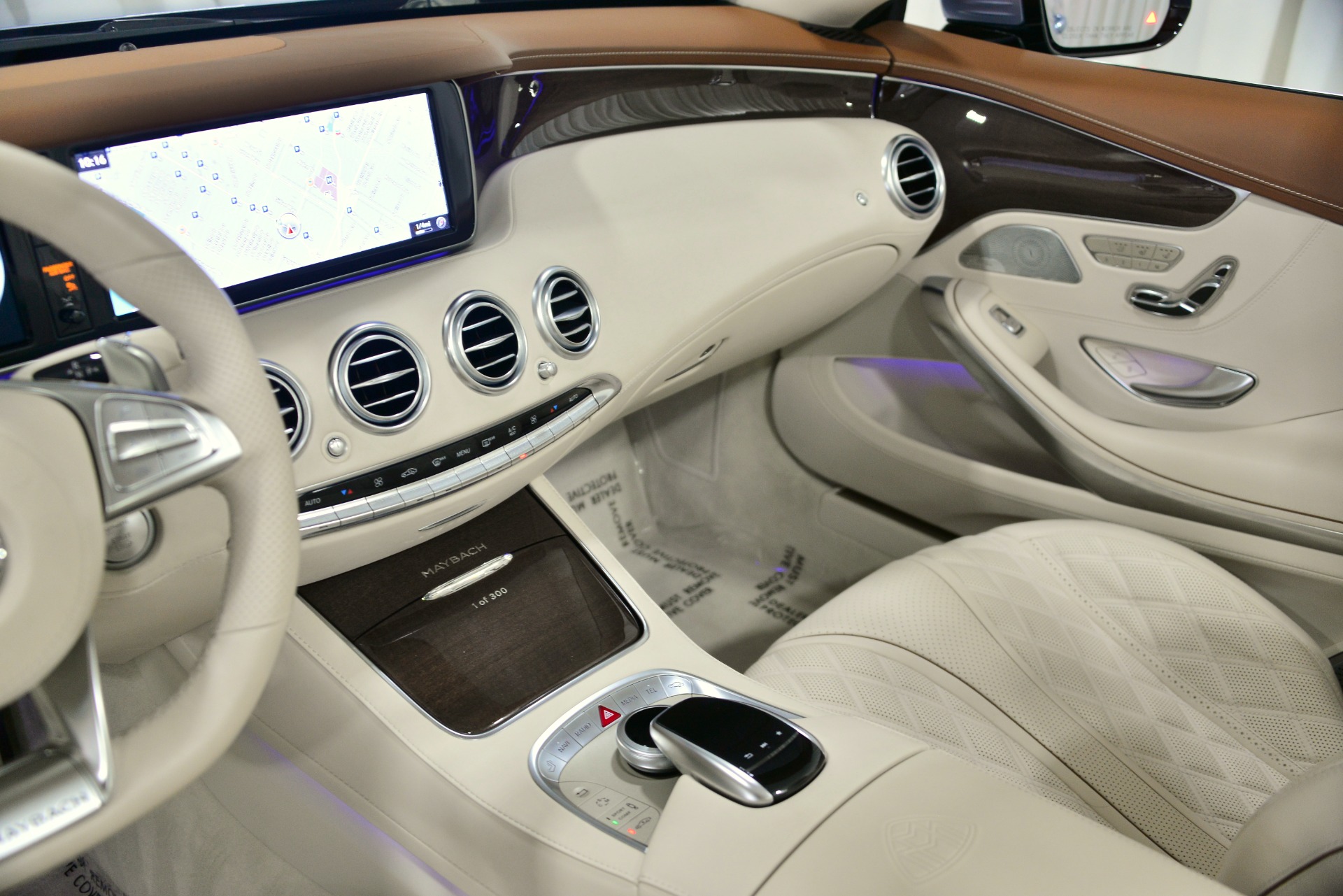 Maybach Interior 2017 | Cabinets Matttroy