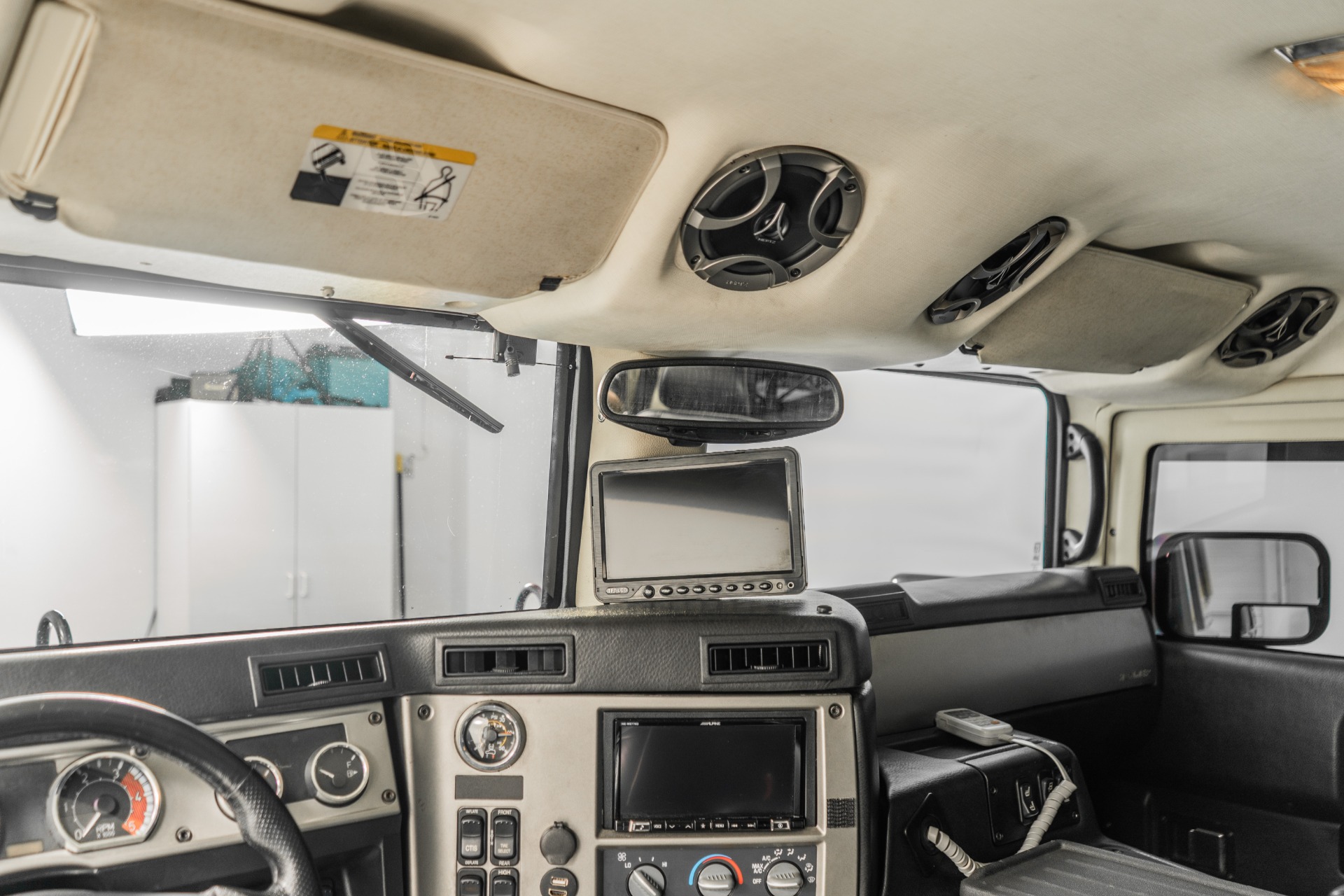 Hummer H1 Interior