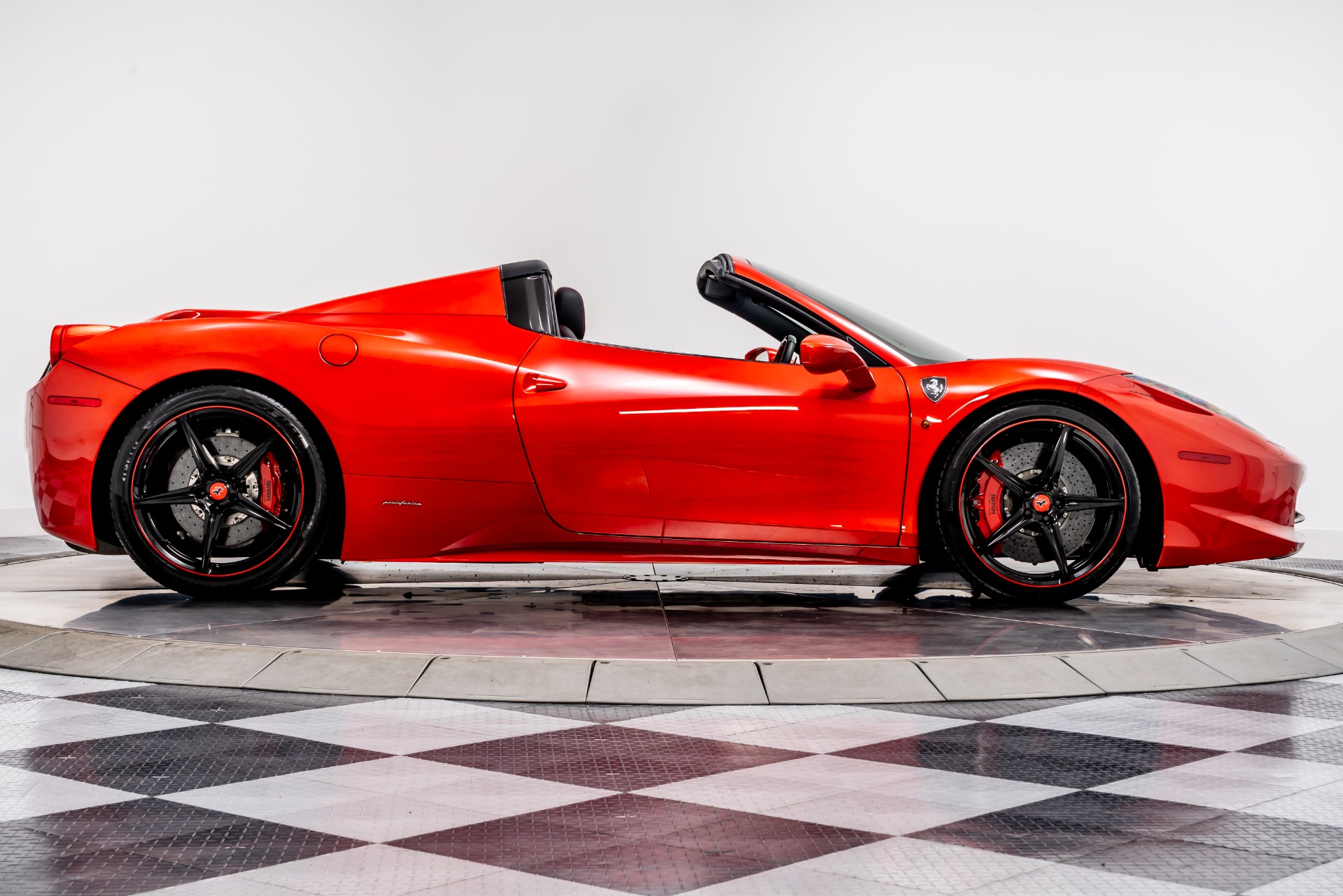 Ferrari 458 Spider Rosso Nero