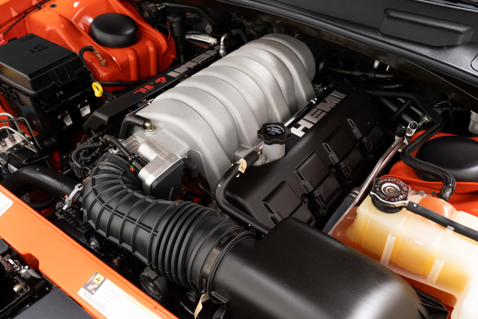 Challenger Srt8 Engine