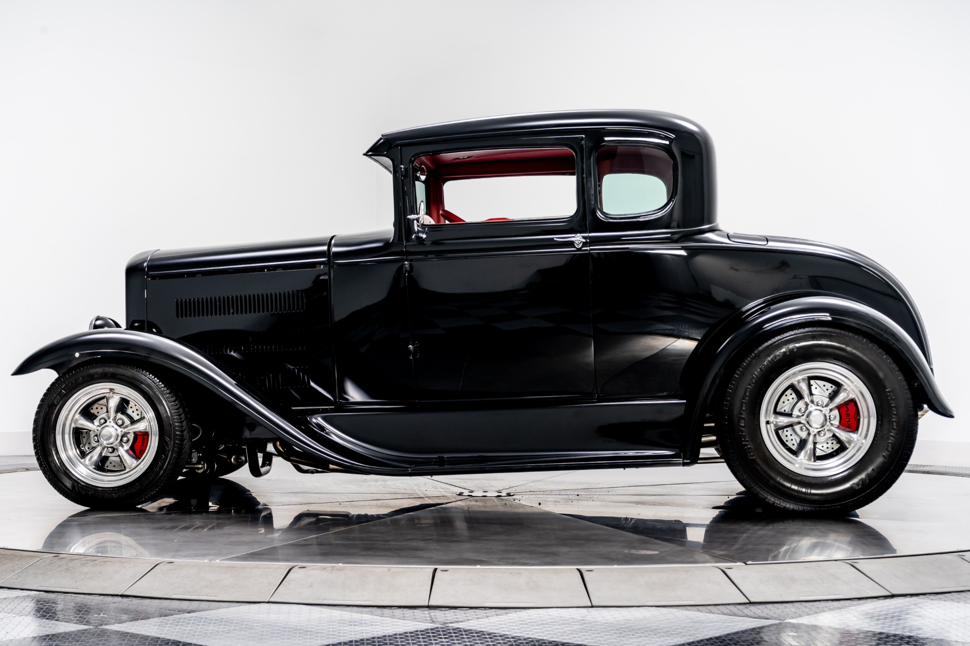 1930 Ford Coupe Hot Rod