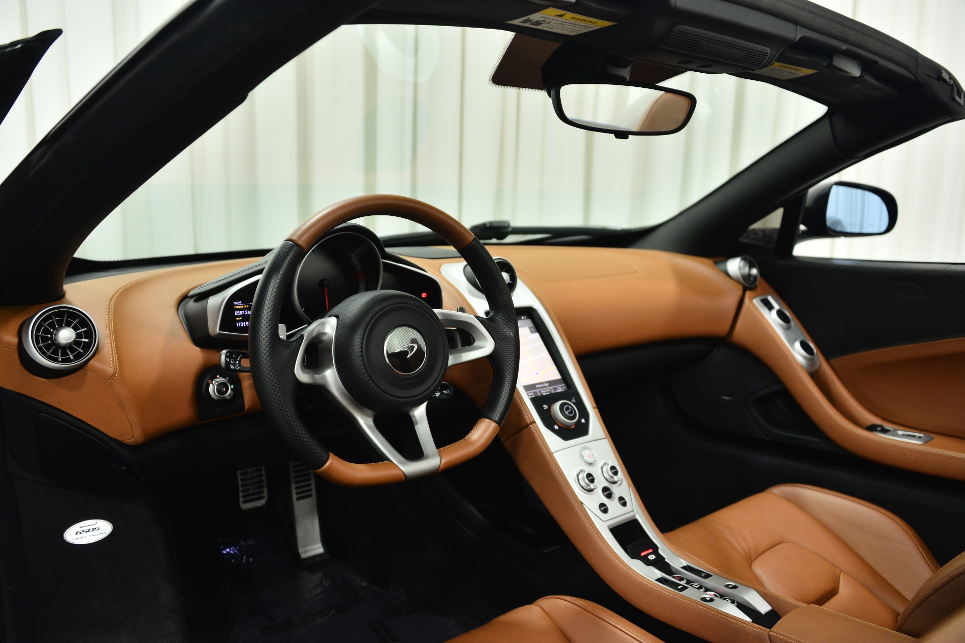 Mclaren 650s Spider Interior