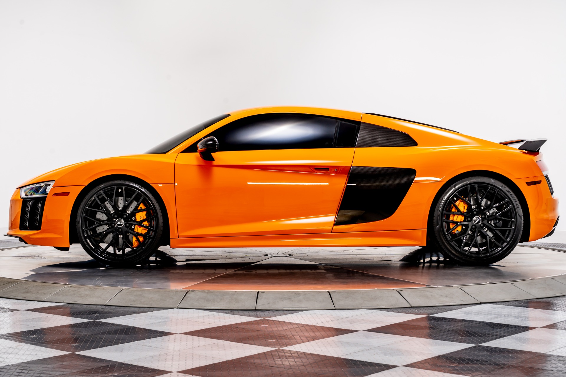 Audi R8 Matte Orange