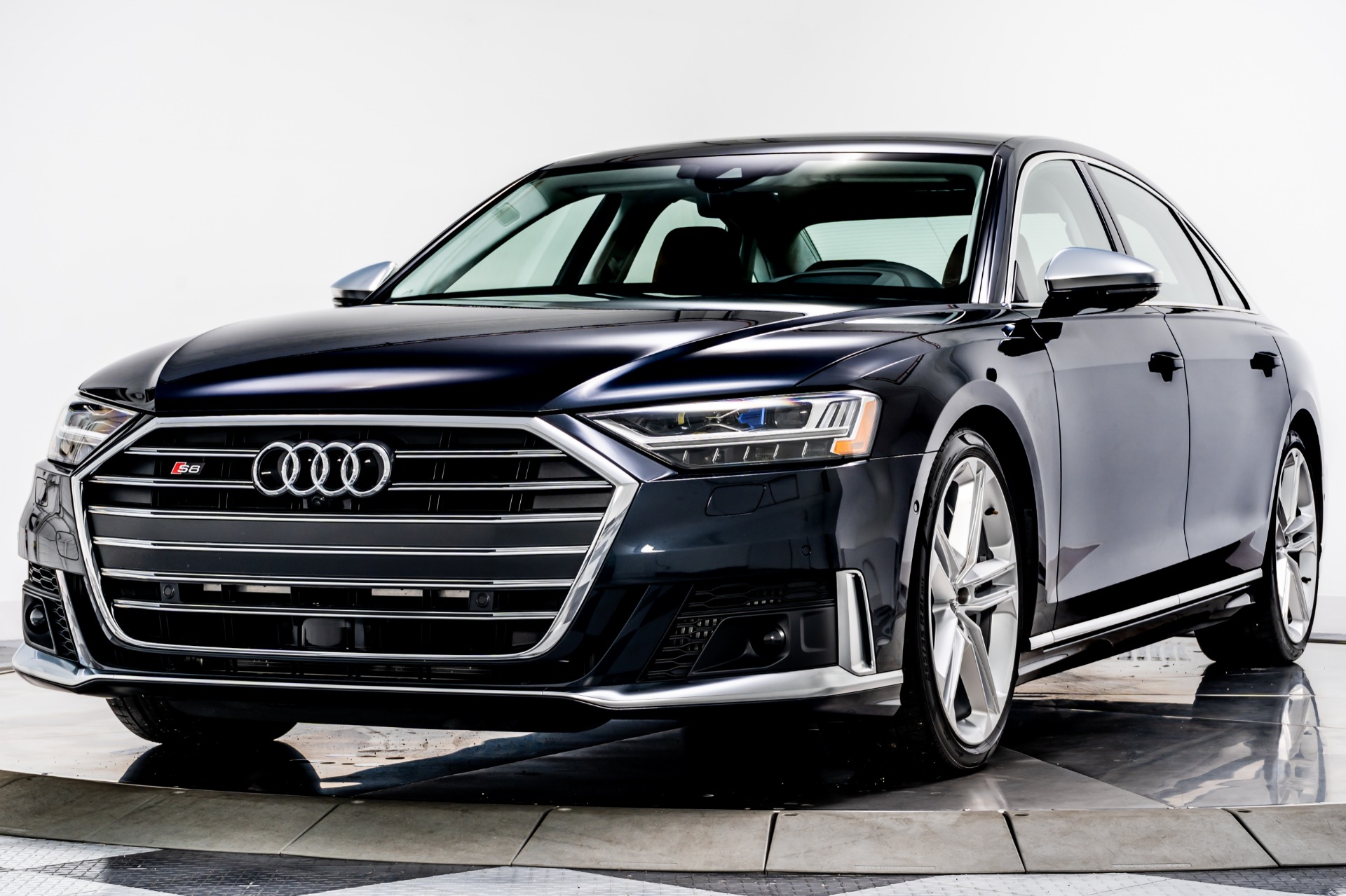 Audi S8 Price